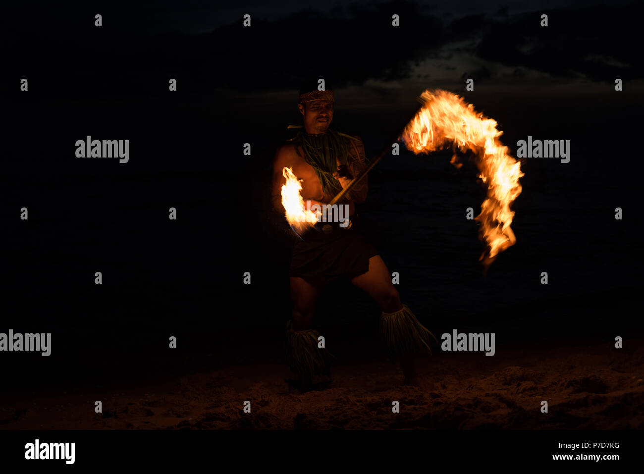 Samoan fire knife dance hi-res stock photography and images - Alamy