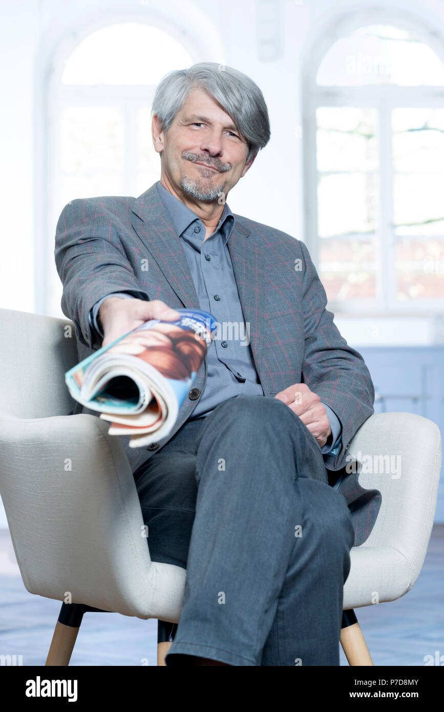 Camera work magazine hi-res stock photography and images - Alamy