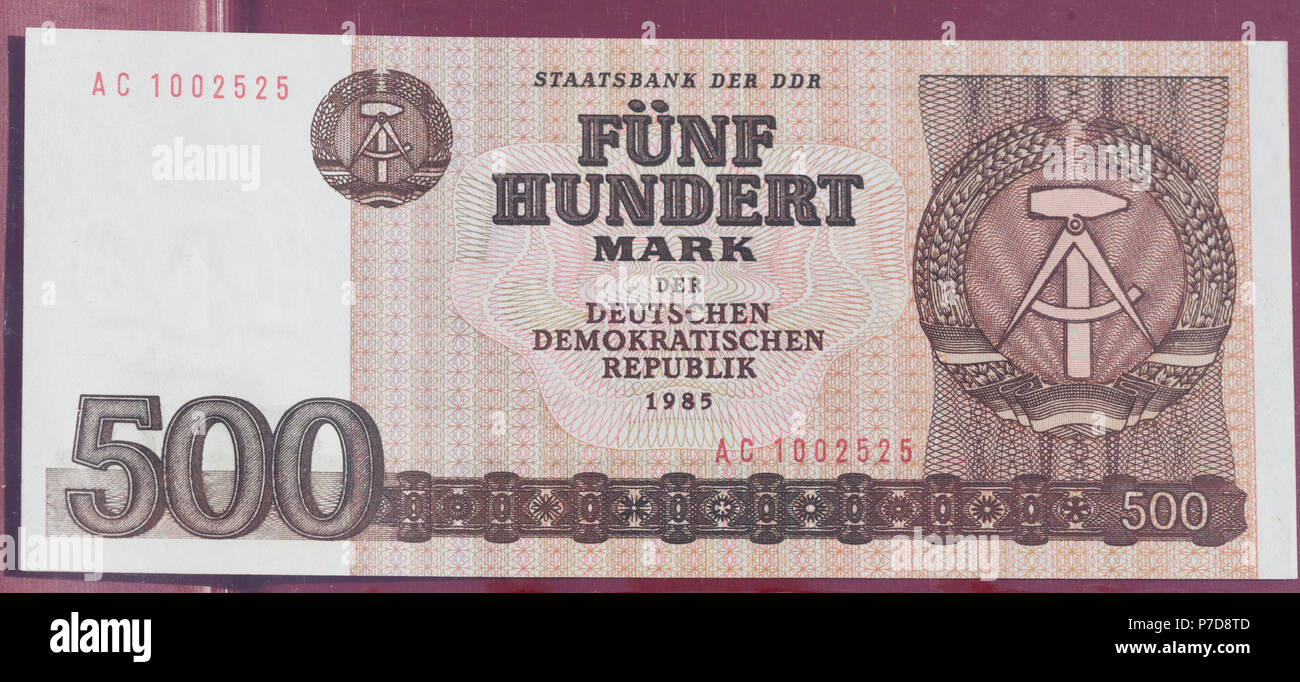 500 Mark of the GDR, banknote, front side Stock Photo - Alamy