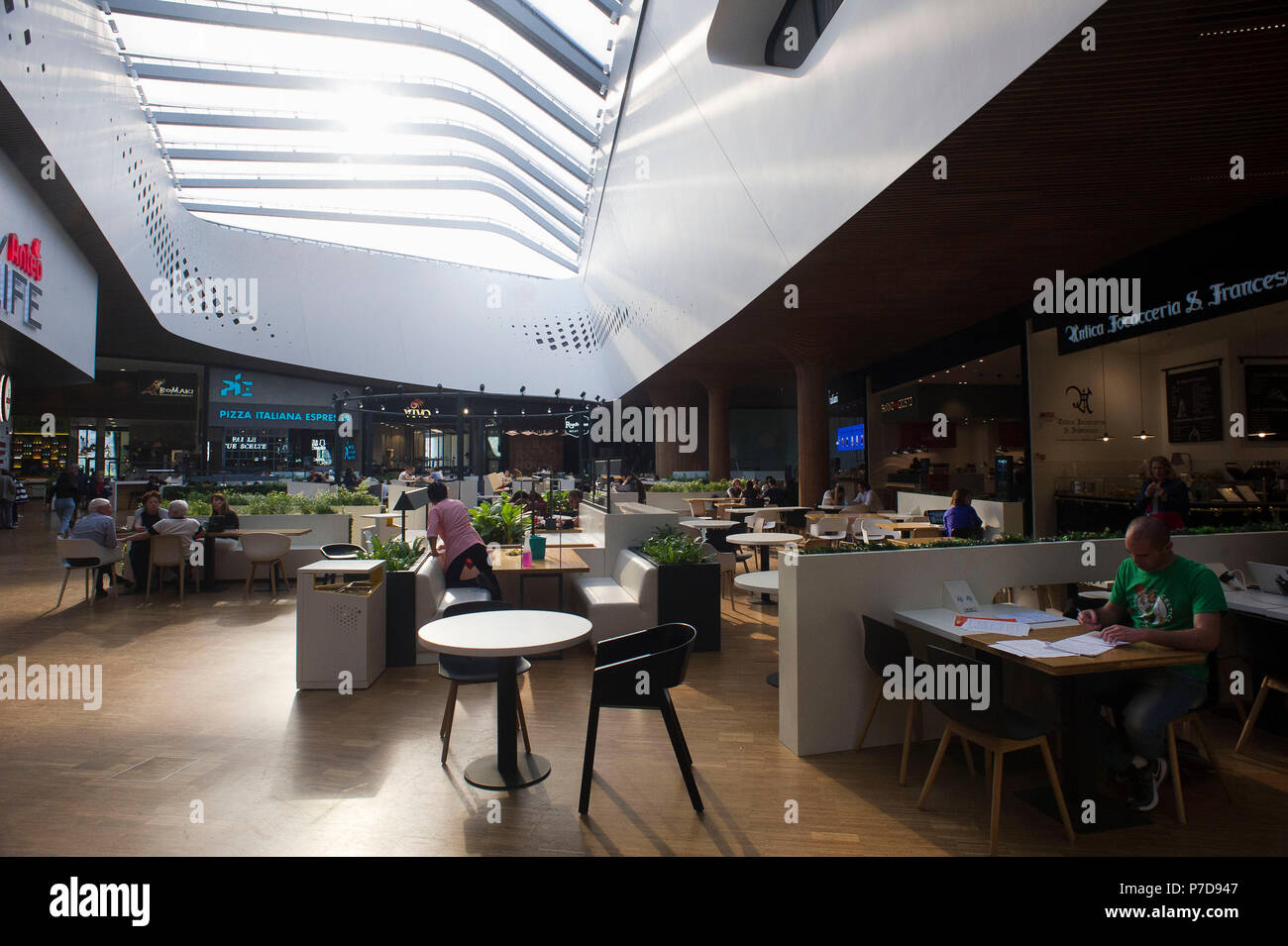 Citylife District shopping is the largest urban shopping in Italy ...