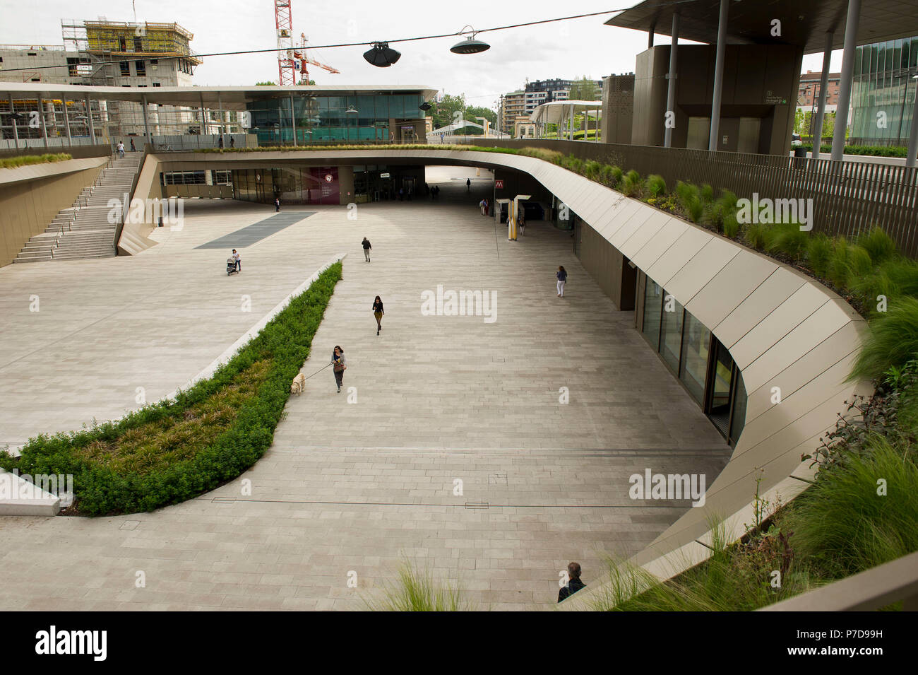 Citylife District shopping is the largest urban shopping in Italy ...