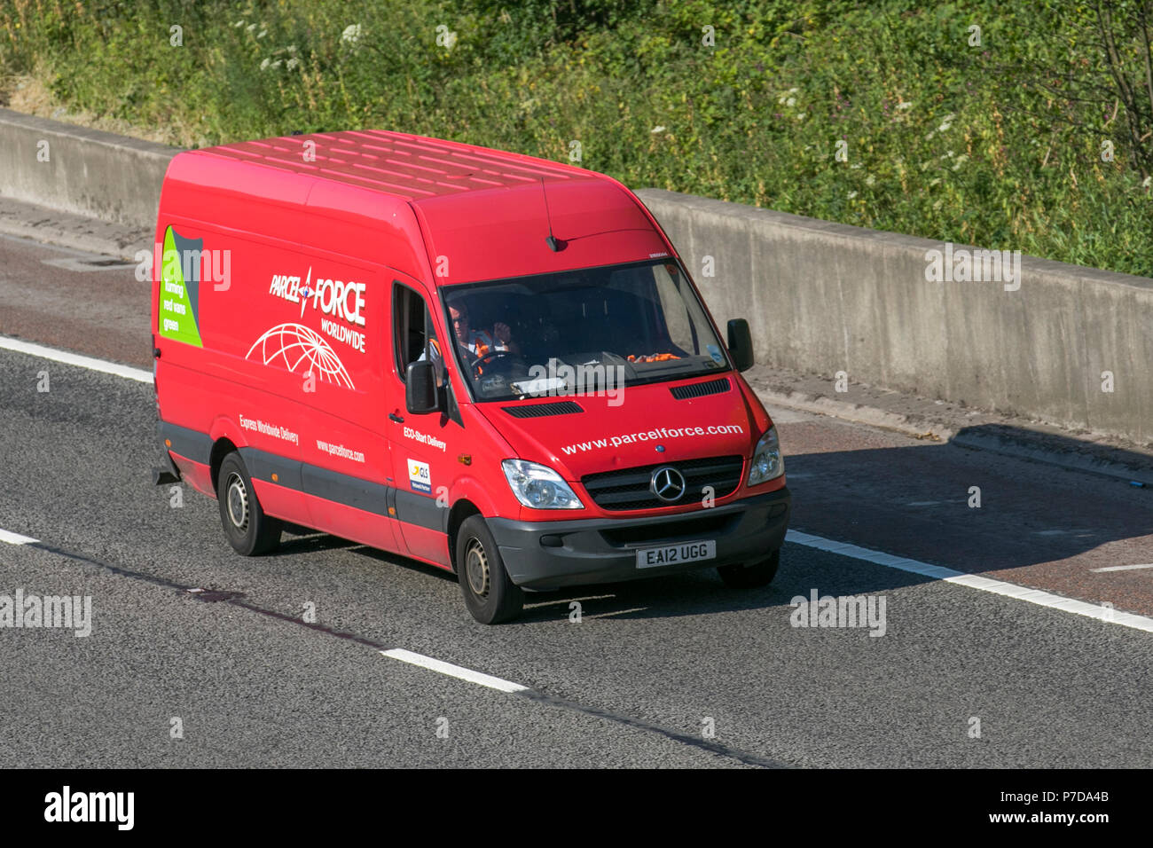 Parcel Force deliver van Shipping freight, Heavy Haulage delivery ...