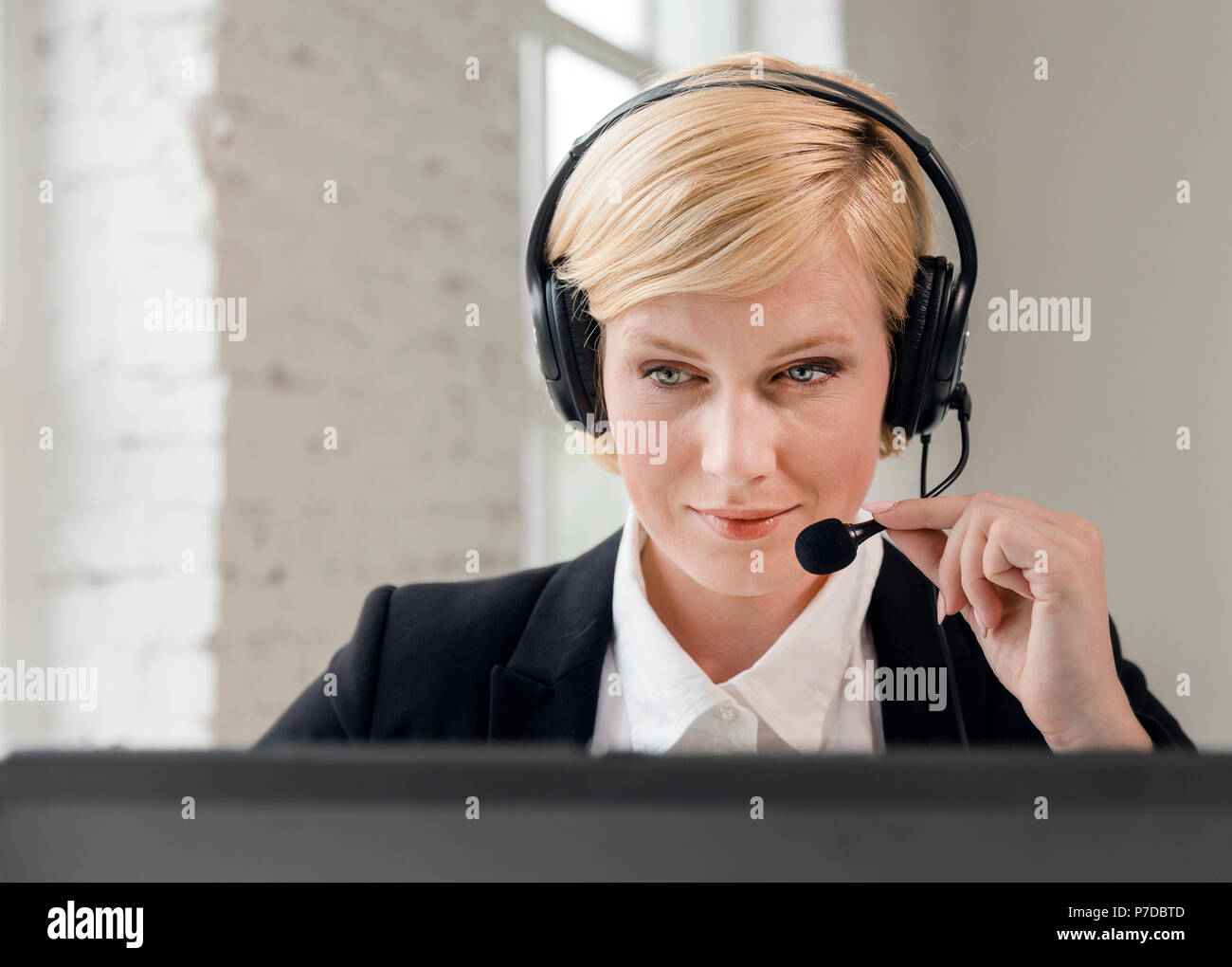 Beauty girl in headset hi-res stock photography and images - Alamy