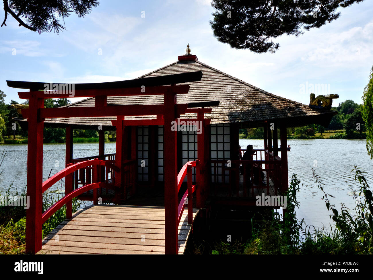Japanese tea house hi-res stock photography and images - Alamy