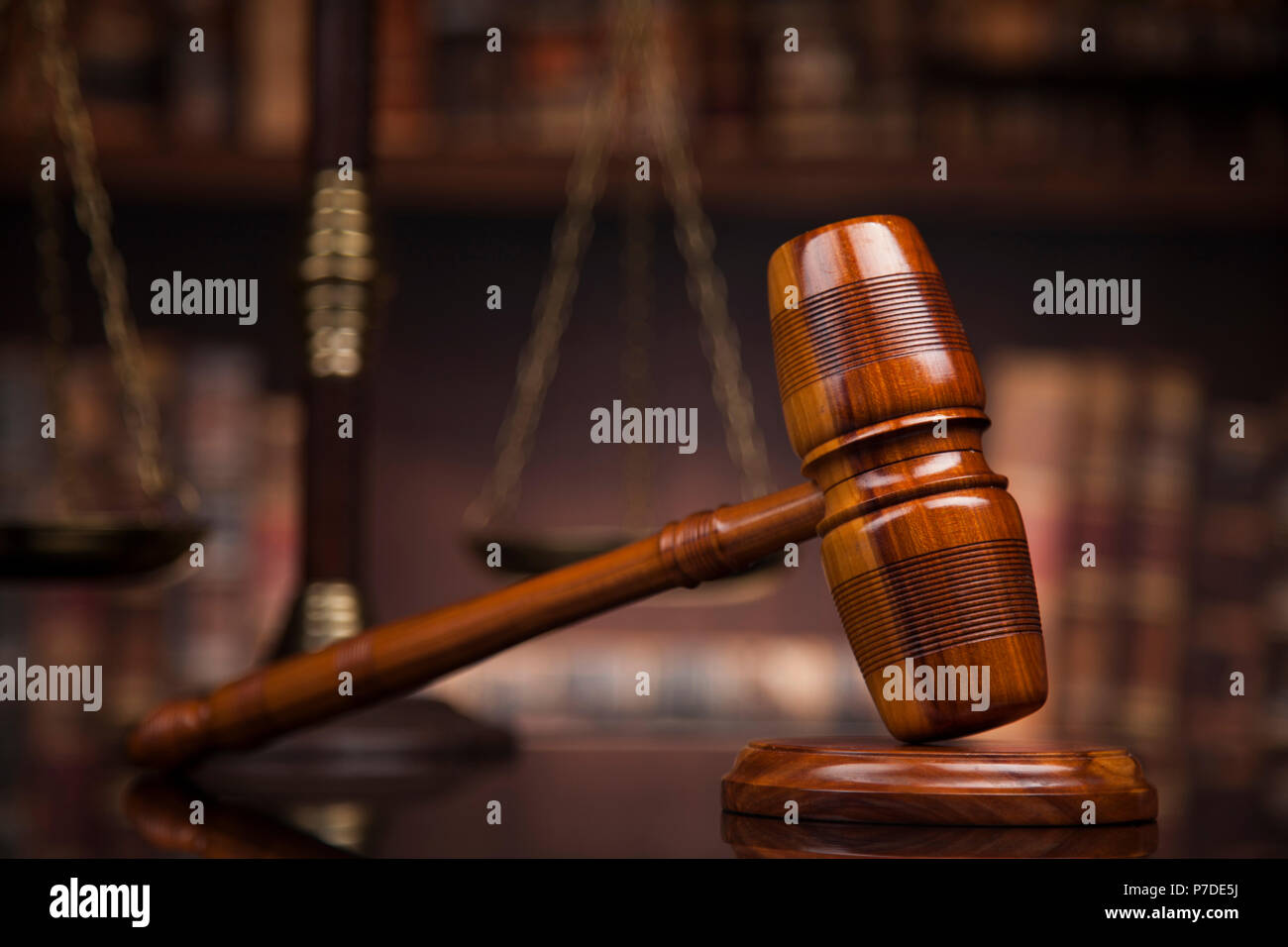 law theme, mallet of the judge, justice scale, books, wooden desk Stock Photo - Alamy