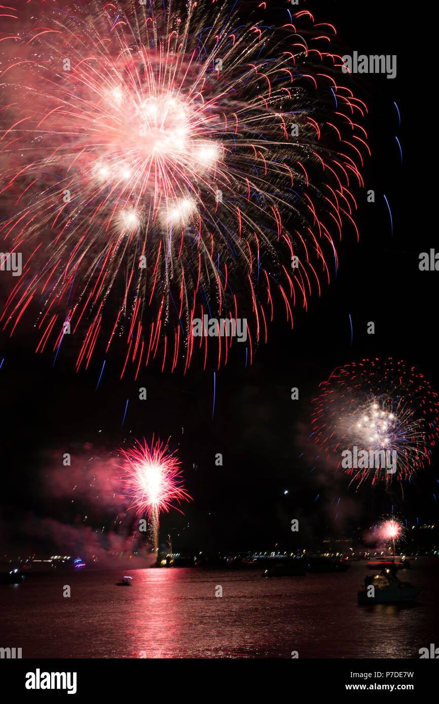 San Diego July 4th fireworks display Stock Photo - Alamy