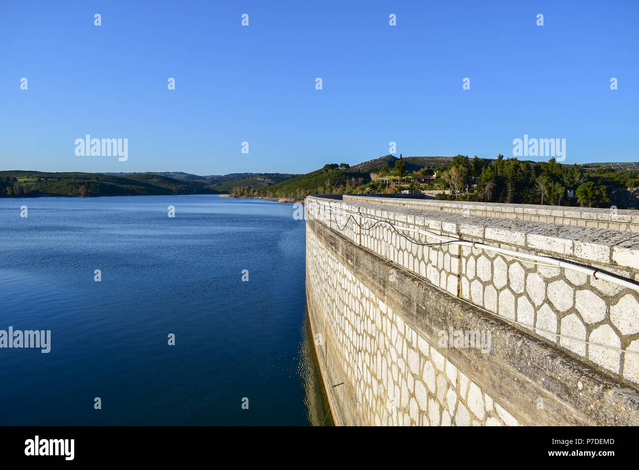Marathonas lake water dam Stock Photo - Alamy