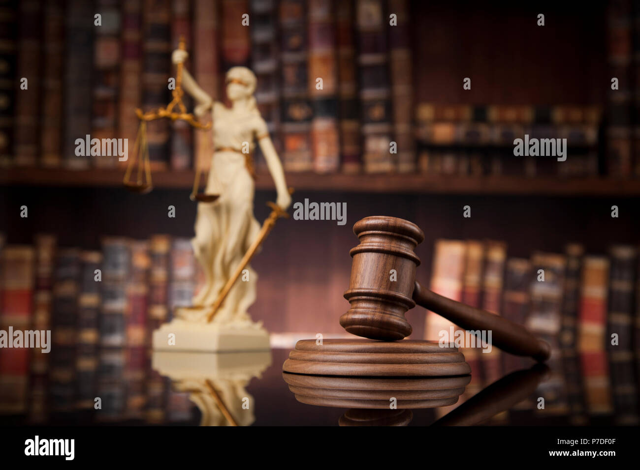 law theme, mallet of the judge, justice scale, books, wooden desk Stock Photo - Alamy