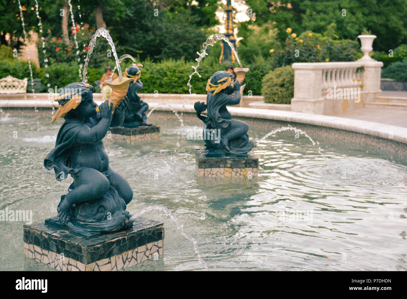 Angel water fountain outdoor hi-res stock photography and images - Alamy