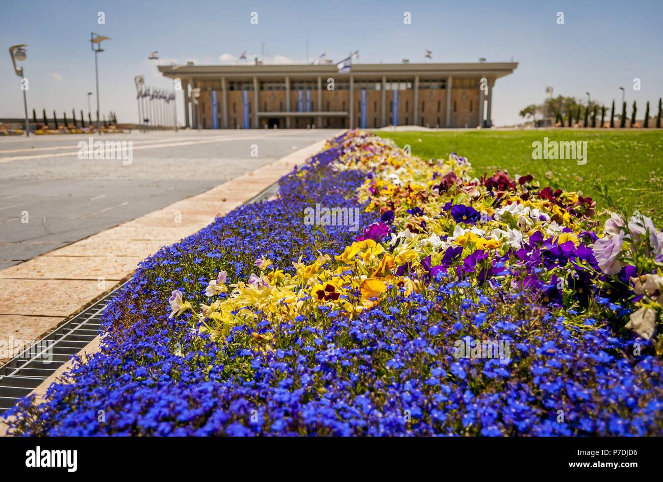 Israeli parliamentary election hi-res stock photography and images - Alamy