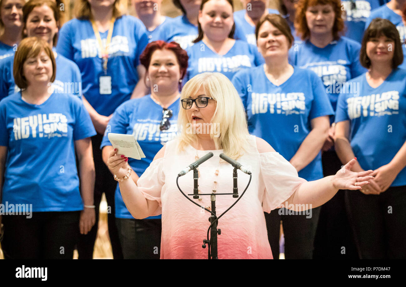 Singer and TV presenter Linda Nolan introduces Hull and East Yorkshire ...