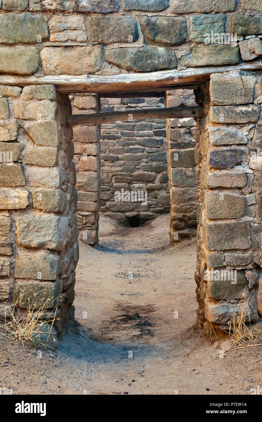 Aztec pre columbian architecture hi-res stock photography and images ...