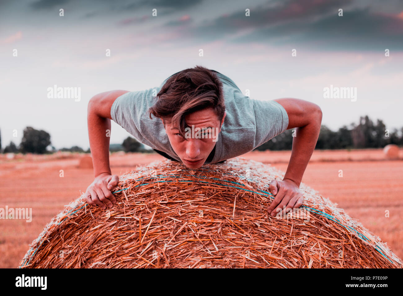Calisthenics workout hi-res stock photography and images - Alamy