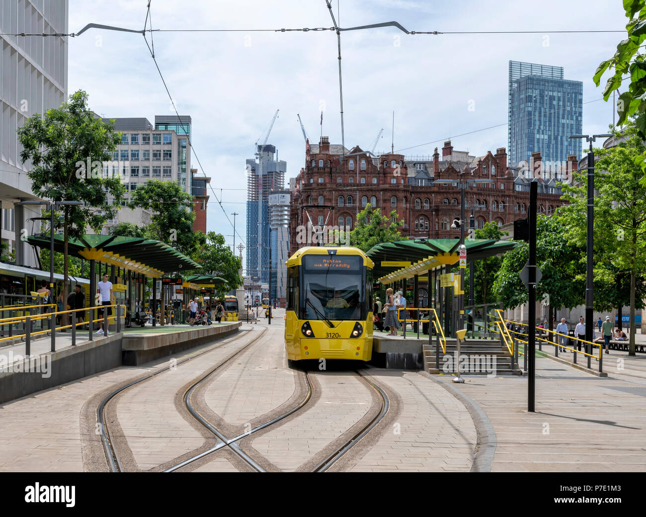 Manchester trams hi-res stock photography and images - Alamy