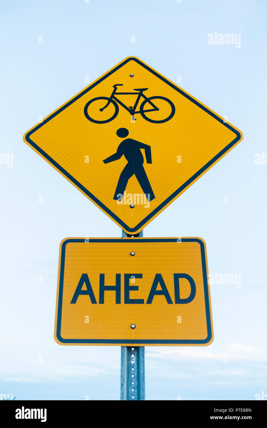 Safety crossing hi-res stock photography and images - Alamy