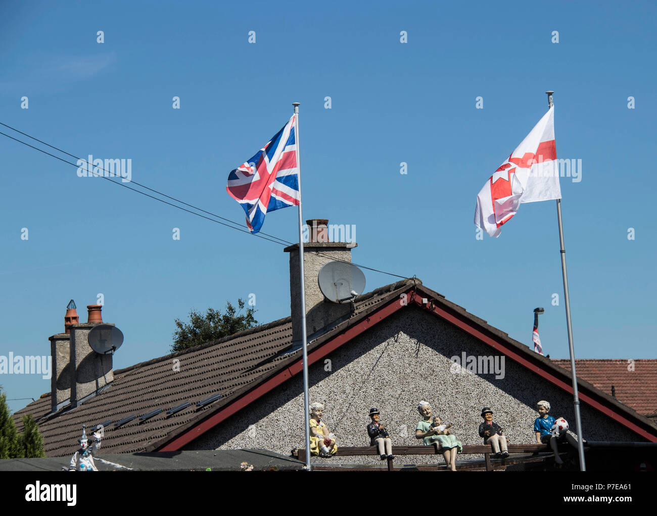 Loyalist flags hi-res stock photography and images - Alamy