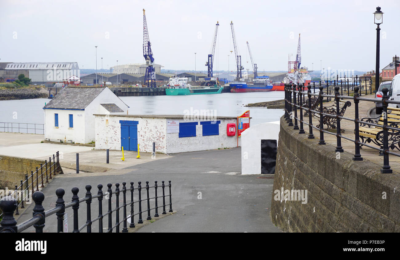 Pier hartlepool headland hi-res stock photography and images - Alamy
