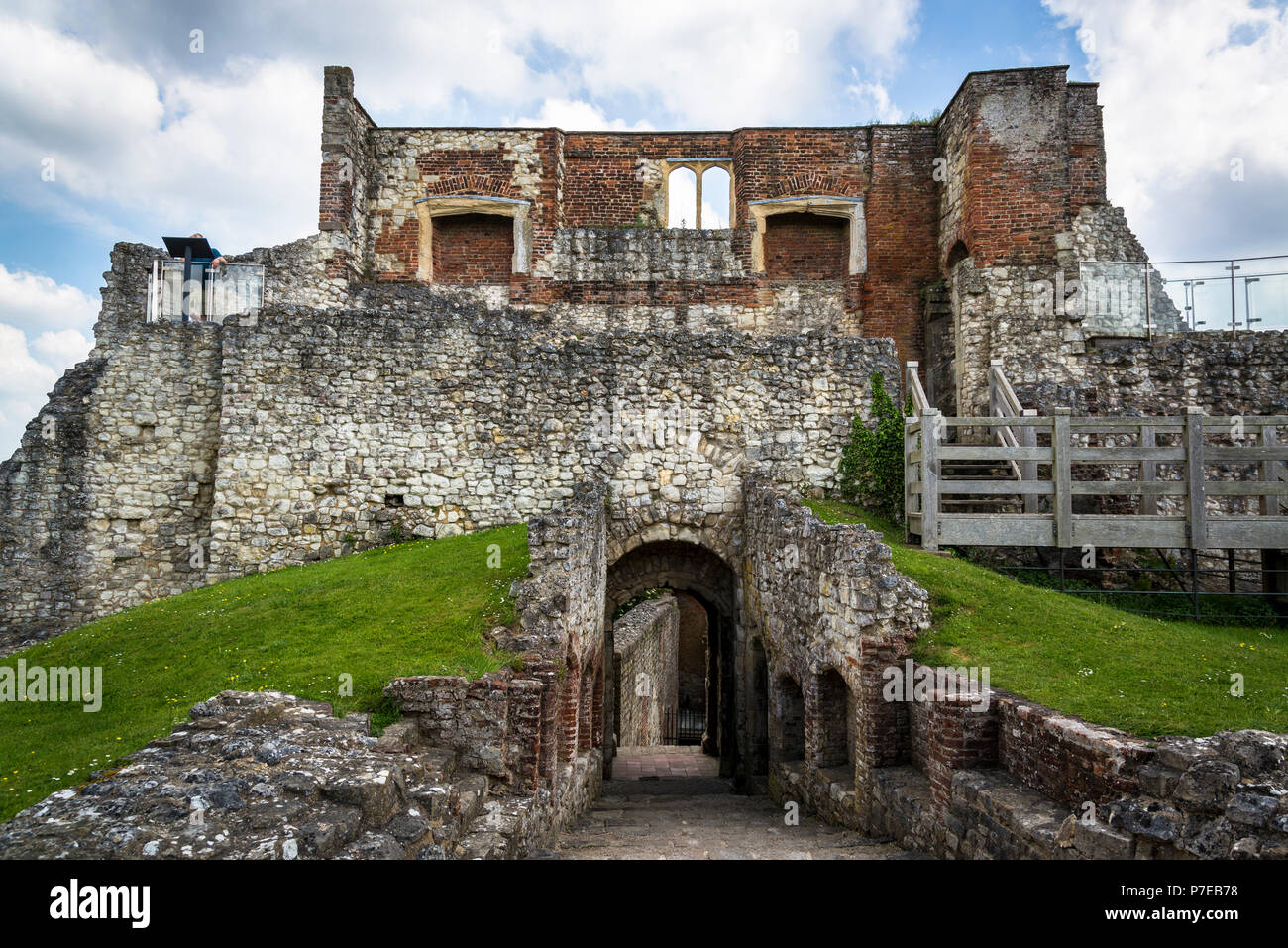 Farnham castle hi-res stock photography and images - Alamy
