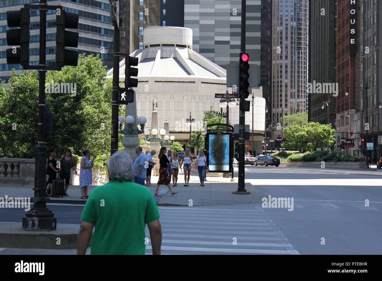 Downtown Chicago streetscape on East Wacker Drive looking East towards ...