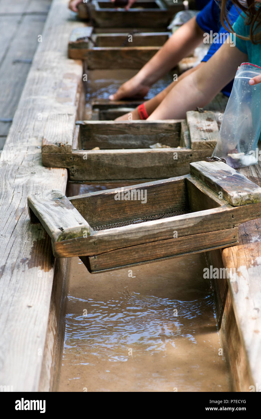 Sluice Box Mining Stock Photos & Sluice Box Mining Stock Images - Alamy