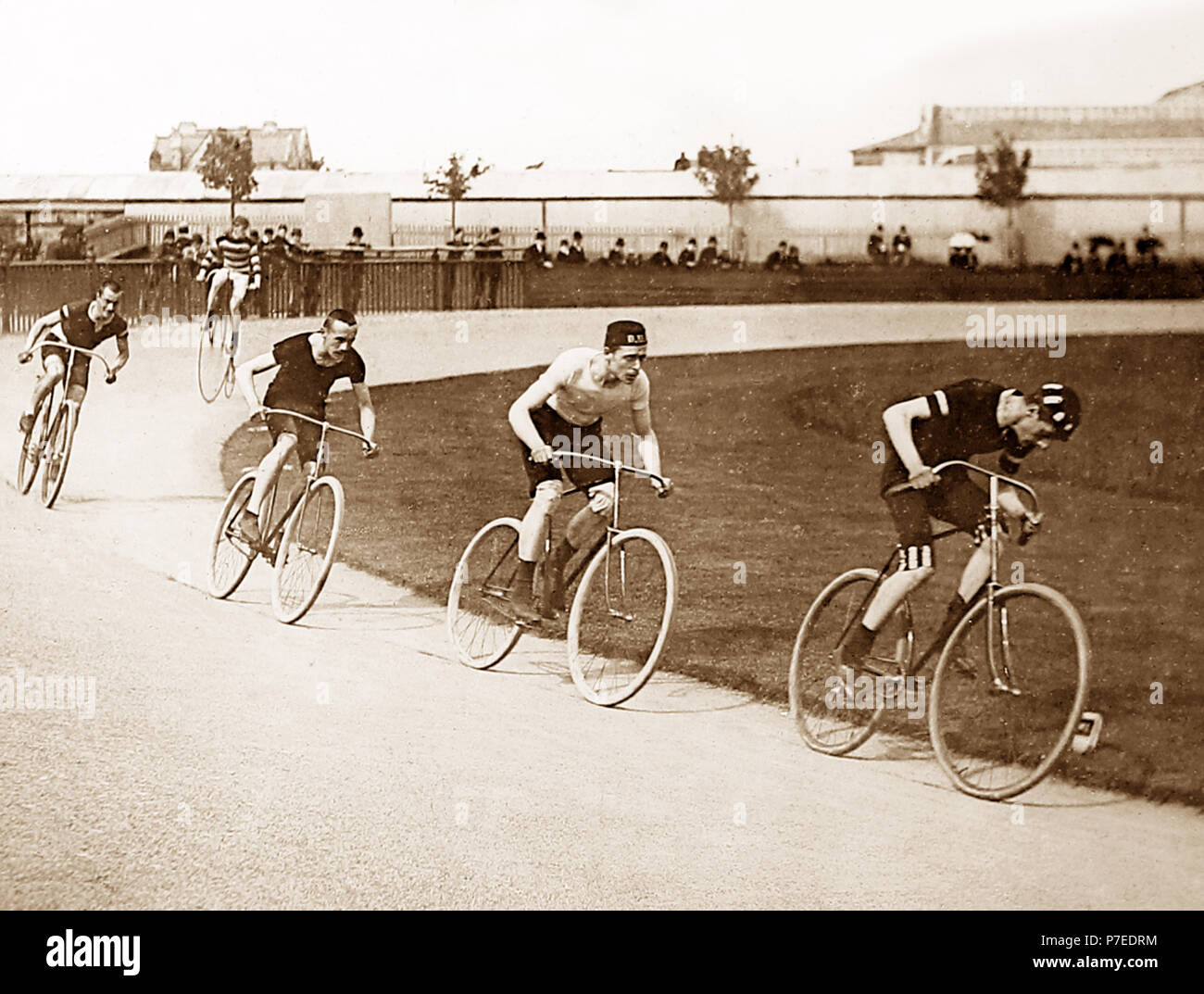 Vintage Cycle Race Stock Photos & Vintage Cycle Race Stock Images - Alamy