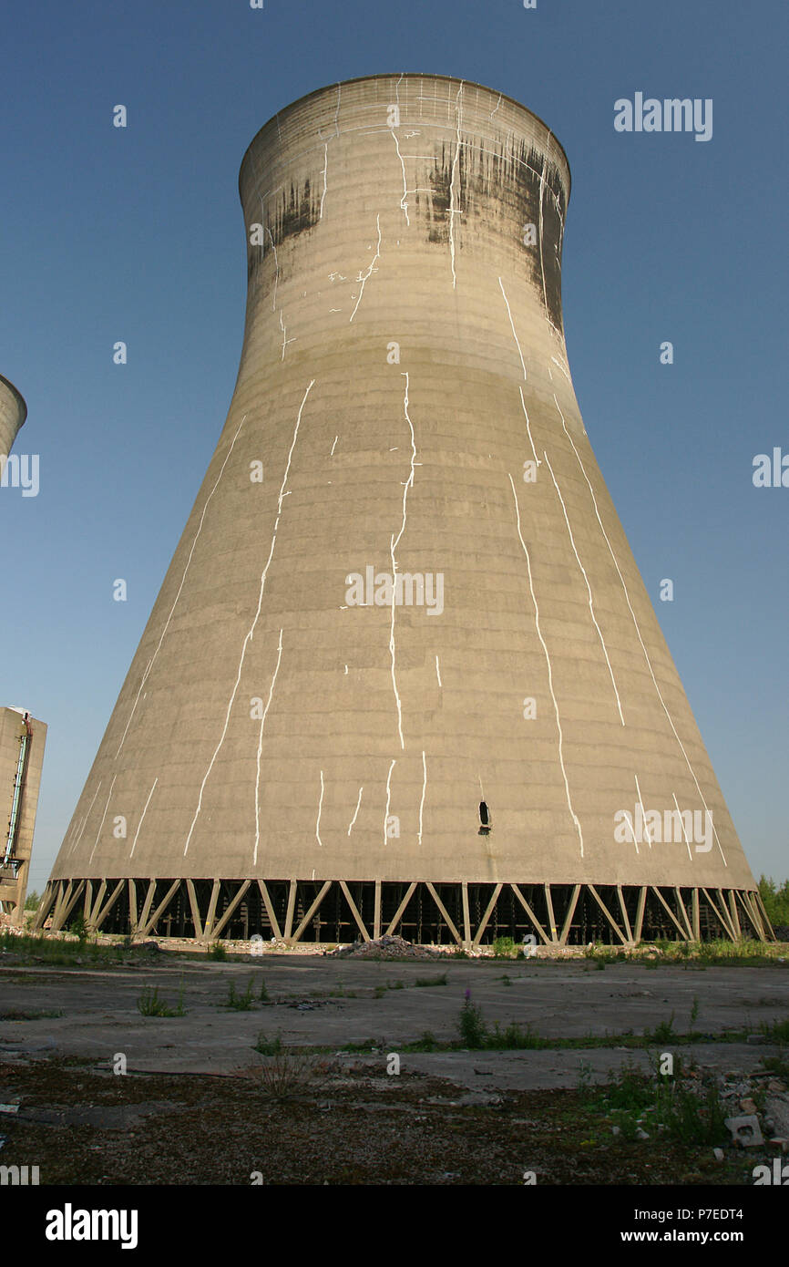 Power station site lines hi-res stock photography and images - Alamy