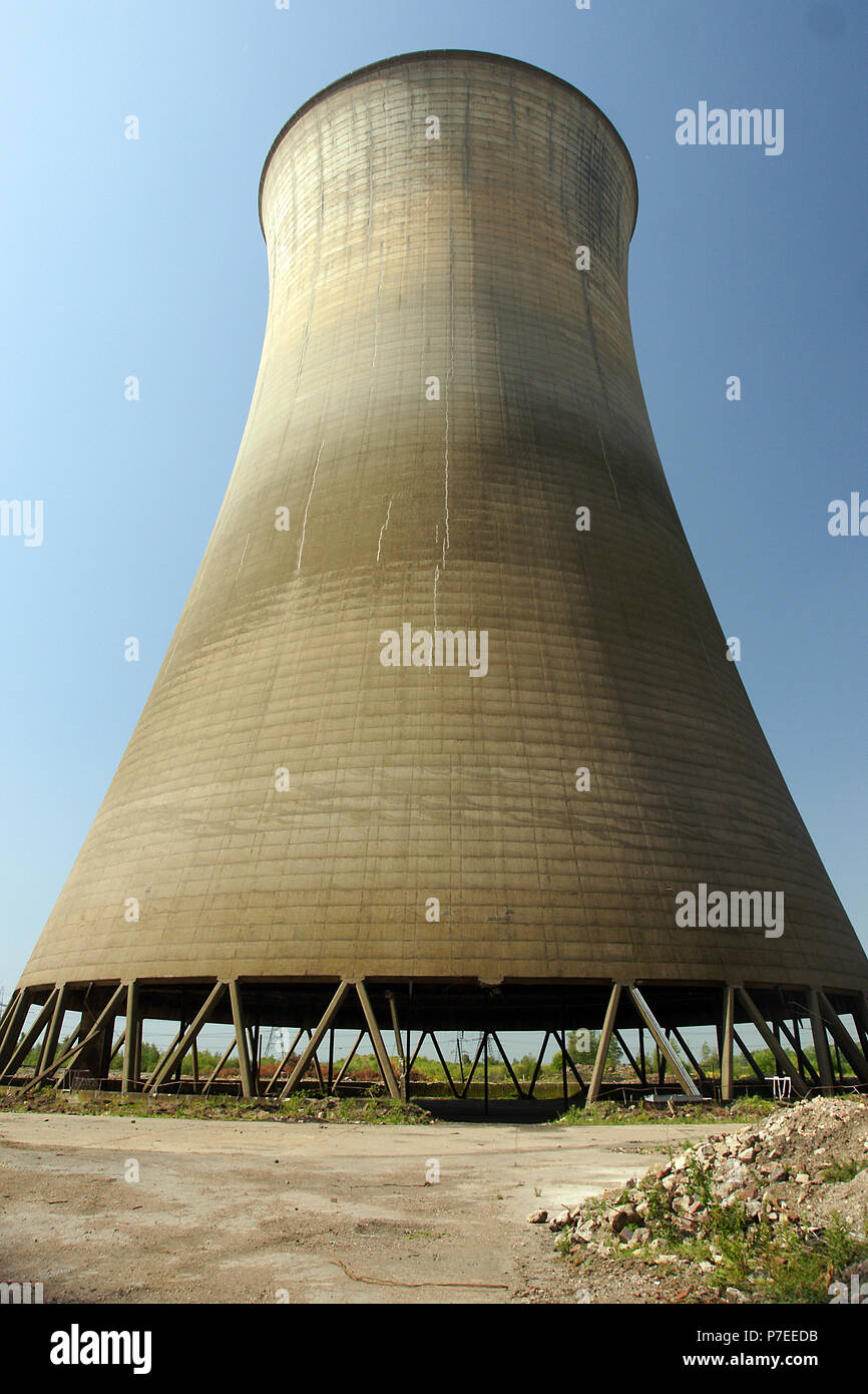 Thermoelectric coal fired power station hi-res stock photography and ...