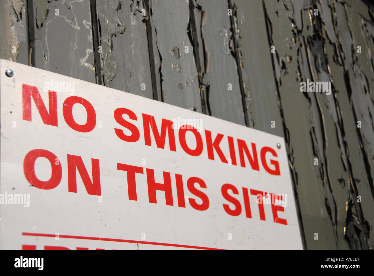 No smoking on site hi-res stock photography and images - Alamy