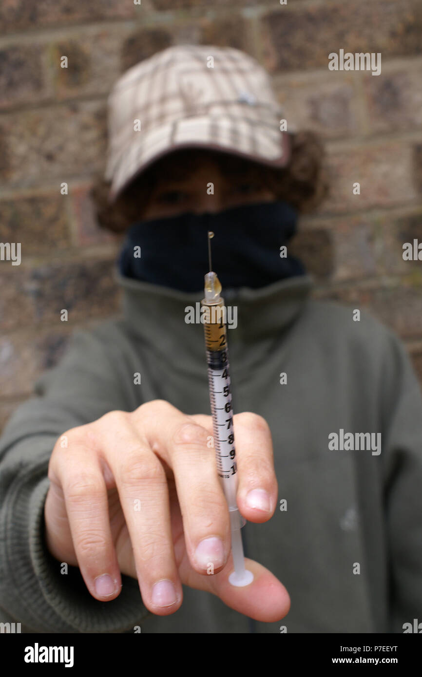 Heroin injection hi-res stock photography and images - Alamy