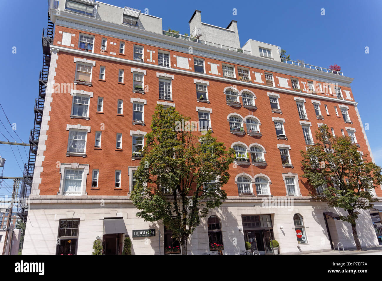 Georgian revival architecture hi-res stock photography and images - Alamy