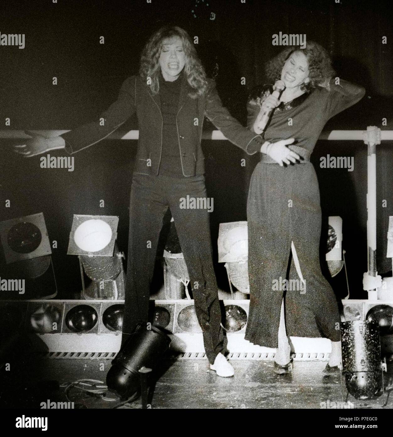 Carly simon hi-res stock photography and images - Alamy