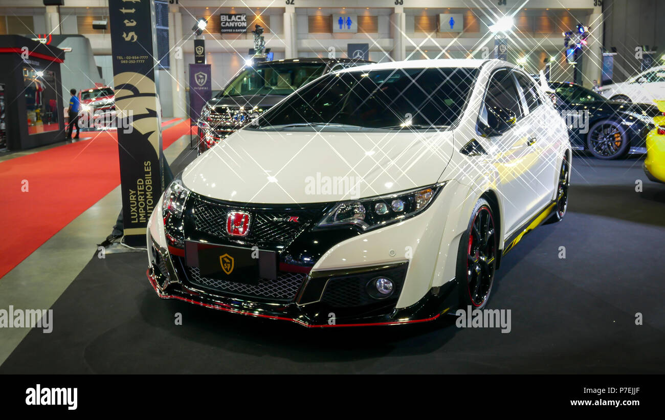 BANGKOK - JULY 5 : Modified car show at Bangkok International Auto ...
