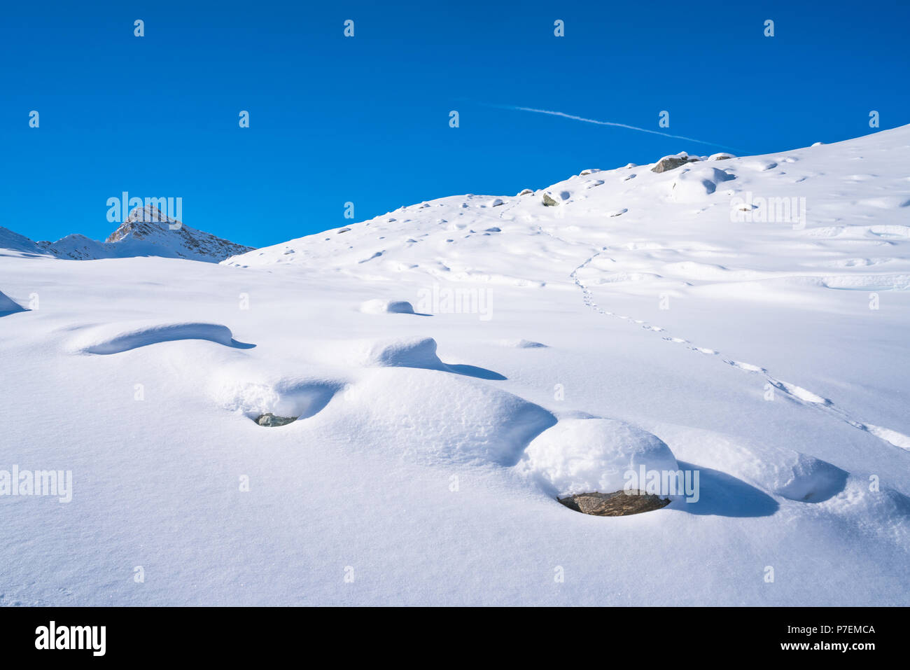 Snow covered Italian Alps in Cervinio ski resort, Italy Stock Photo - Alamy