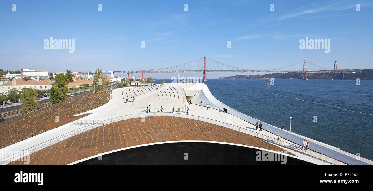 Landscaped exterior spaces with roof terrace and river. MAAT, Lisbon ...