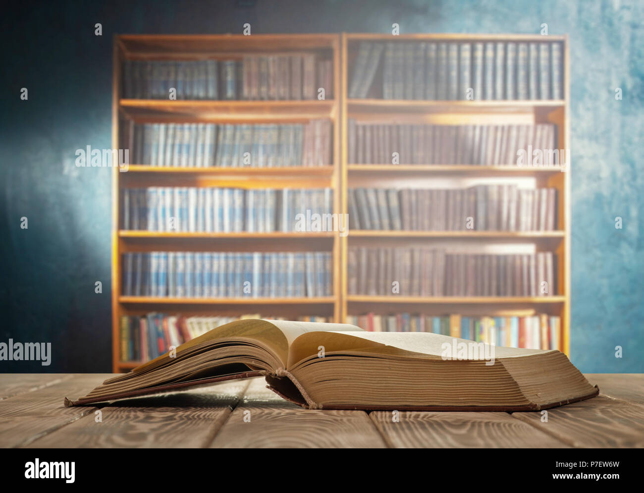 Open bookcase hi-res stock photography and images - Alamy