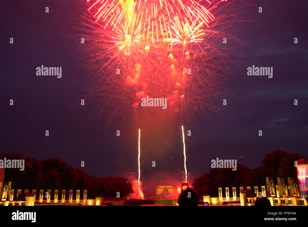 July 4th fireworks with Lincoln Memorial and World War II in background ...
