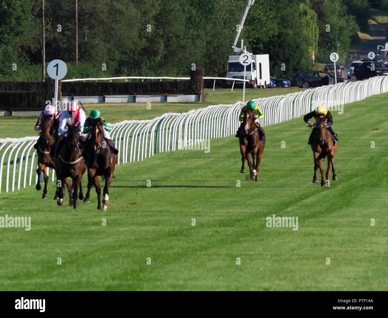 Lingfield racing hi-res stock photography and images - Alamy