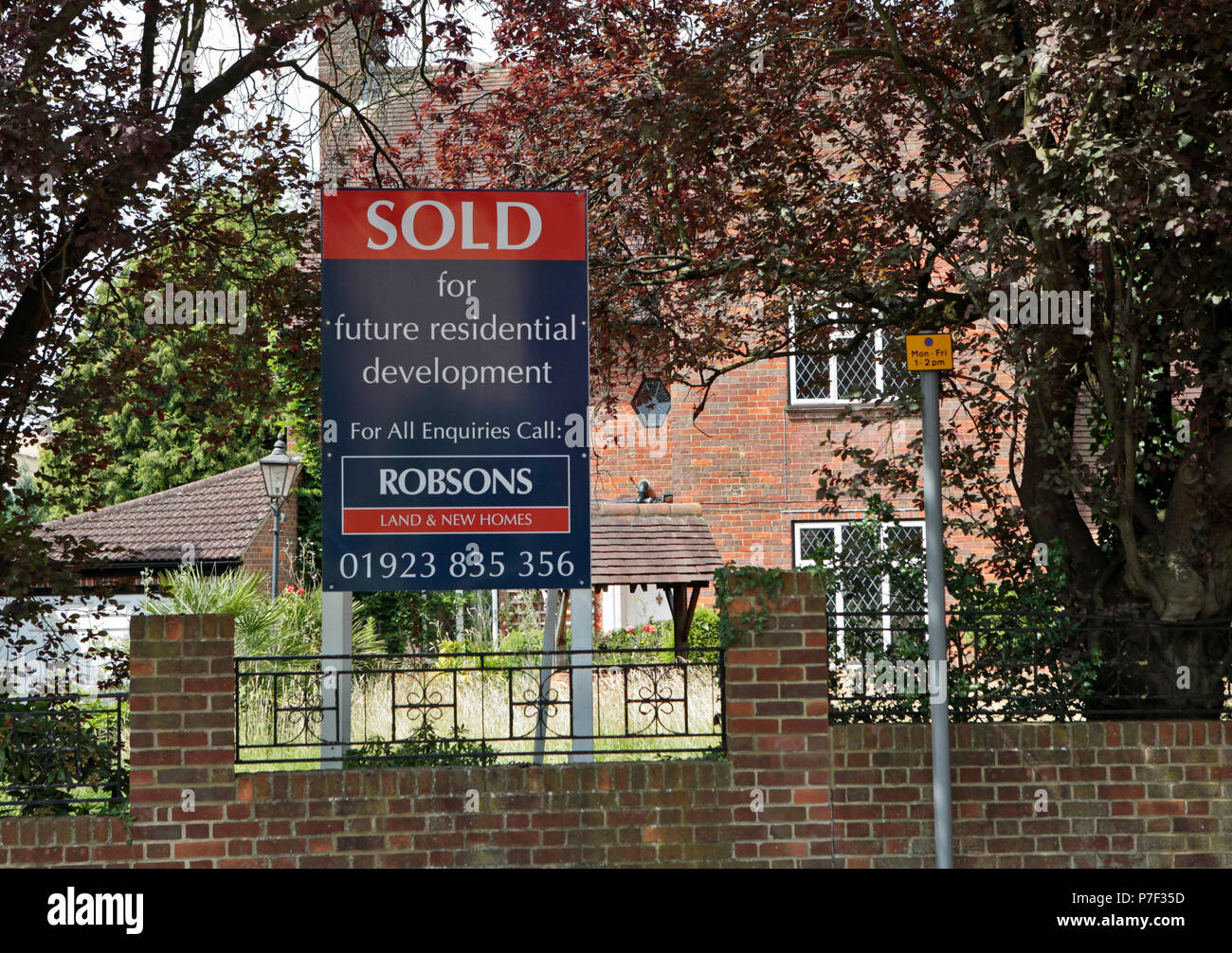 Expensive london house sold hi-res stock photography and images - Alamy