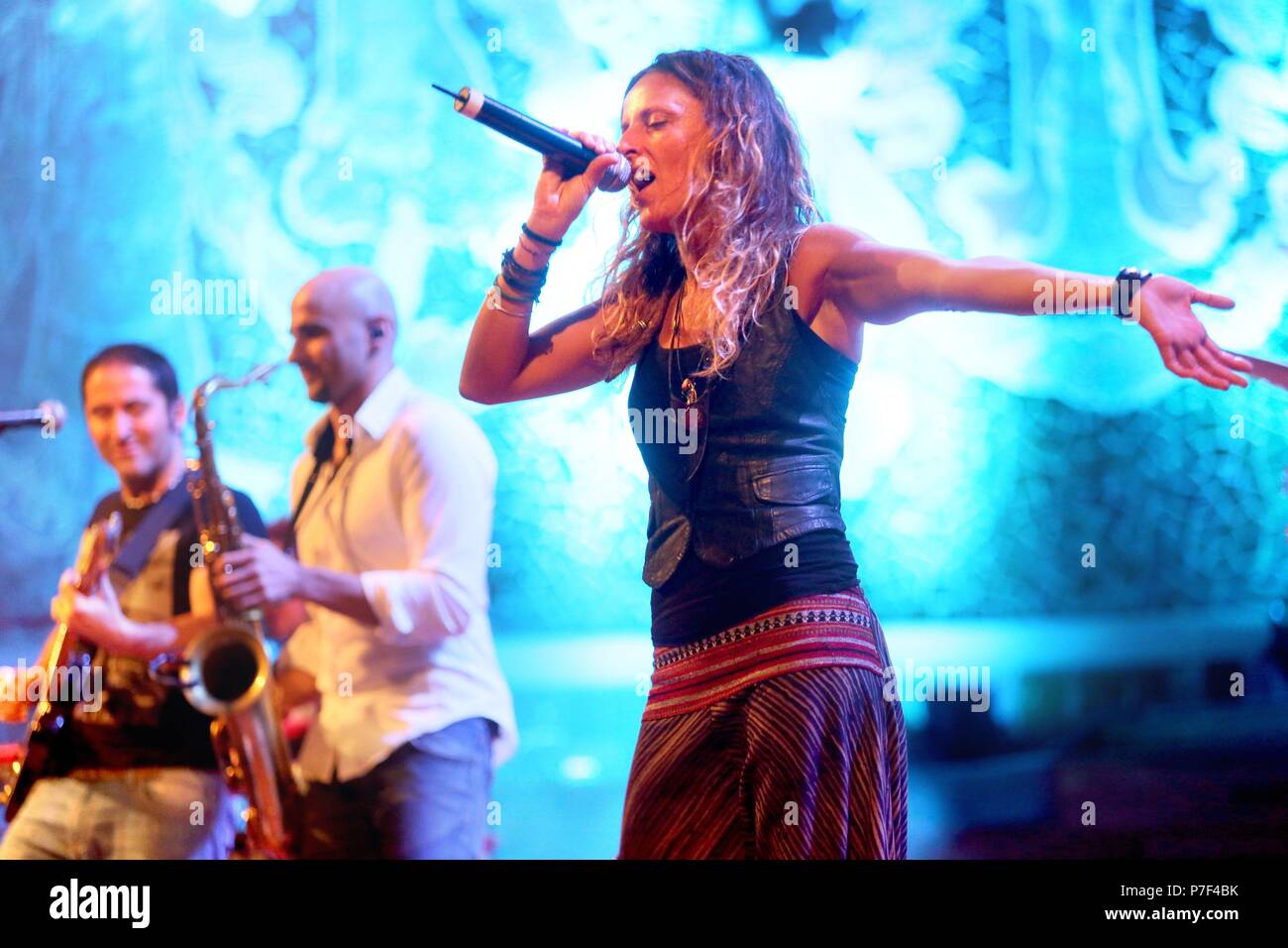 Chambao hi-res stock photography and images - Alamy