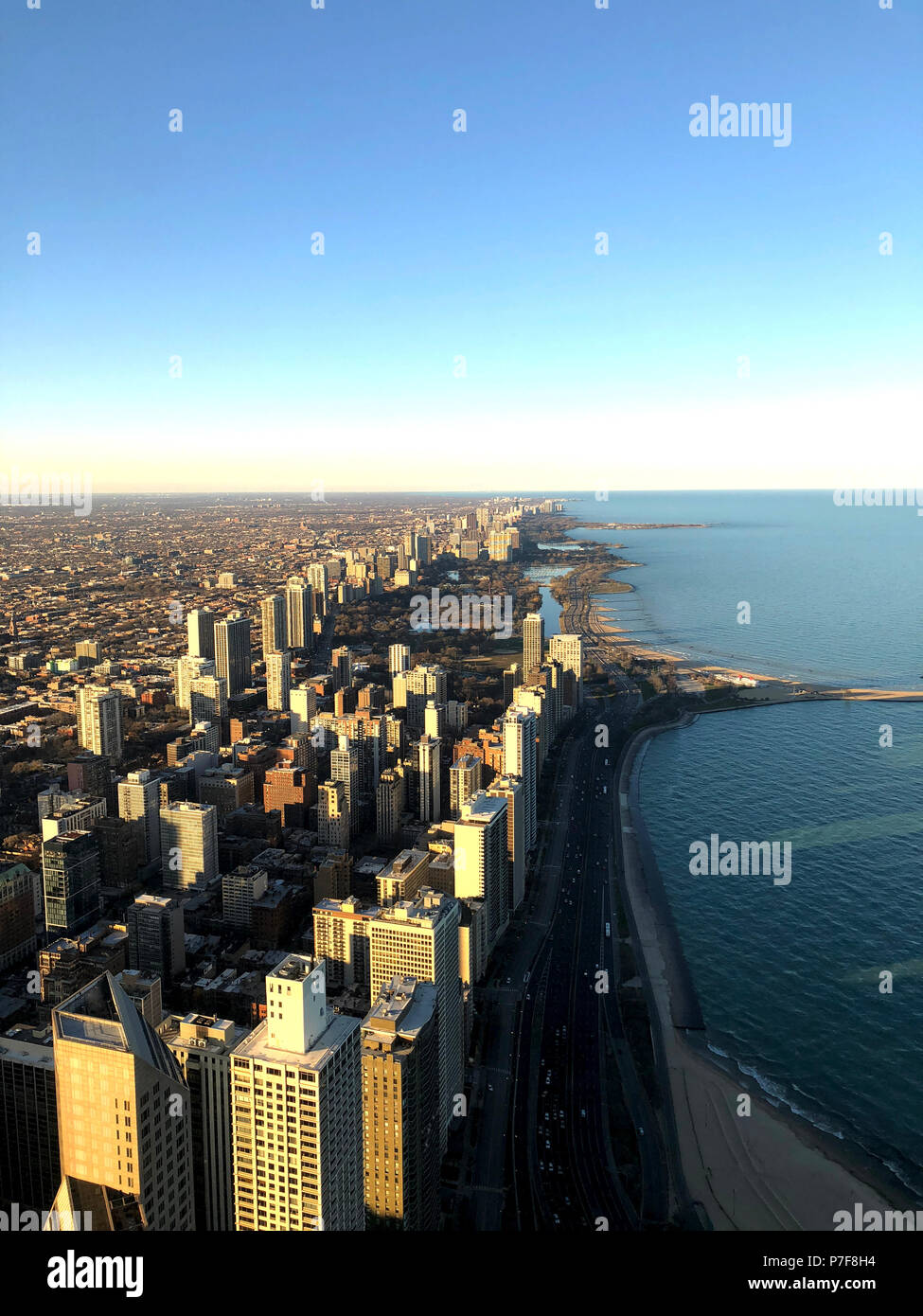 Second city chicago exterior hi-res stock photography and images - Alamy