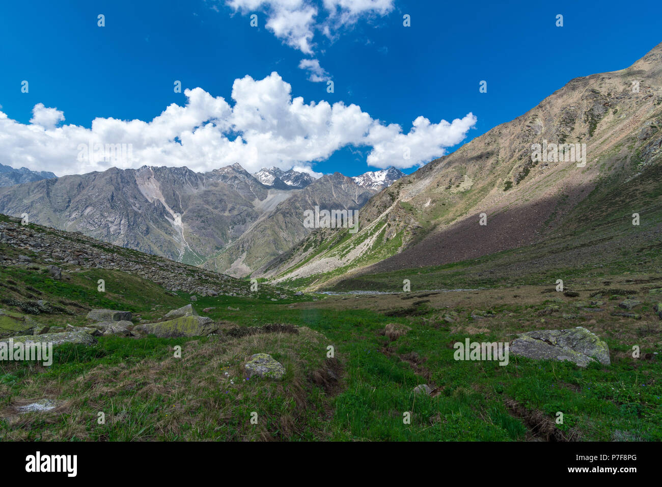 Chitkul Village Trek, Himachal Pradesh Stock Photo - Alamy