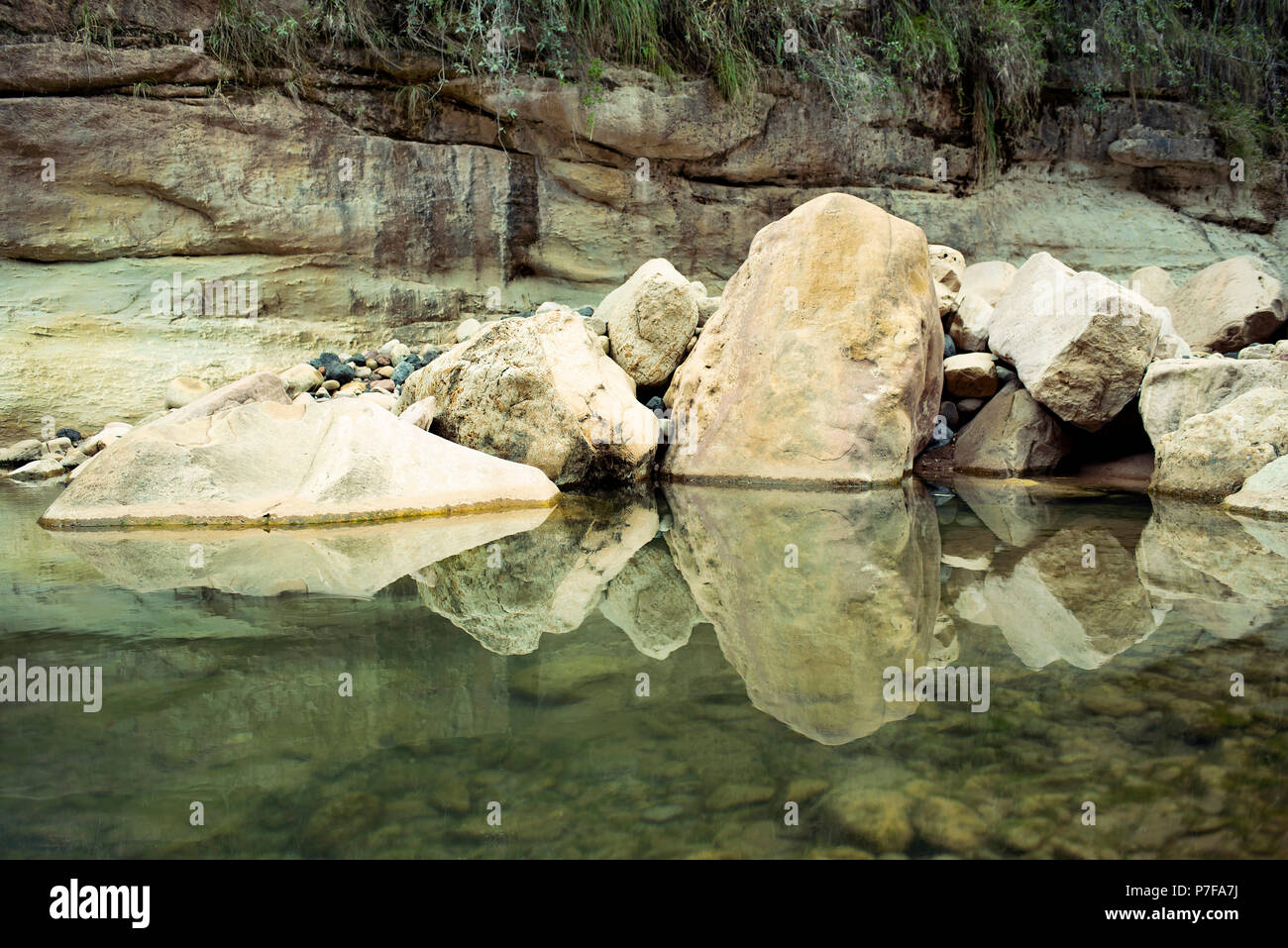 Smooth rocks hi-res stock photography and images - Alamy