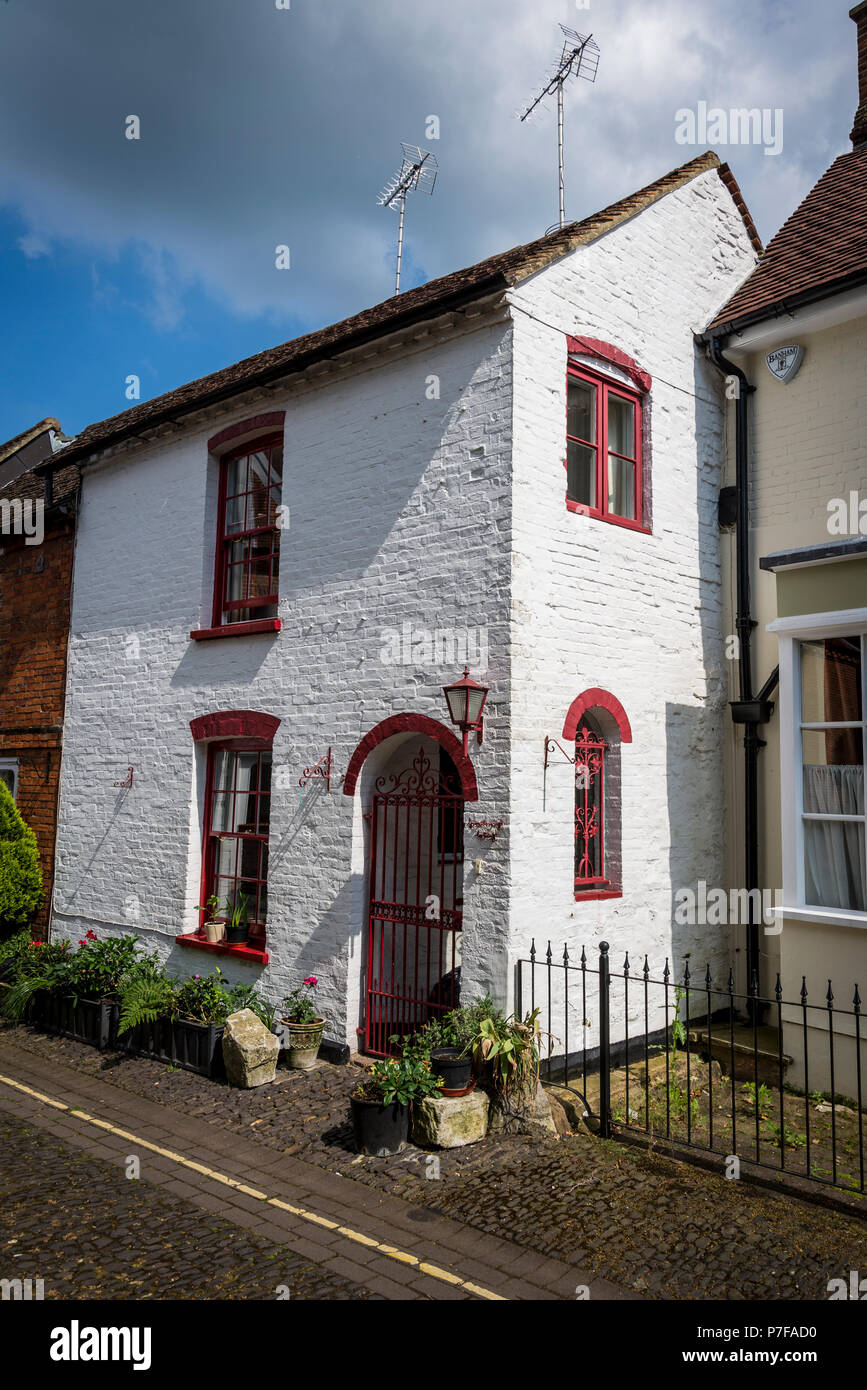 Farnham town centre hi-res stock photography and images - Alamy