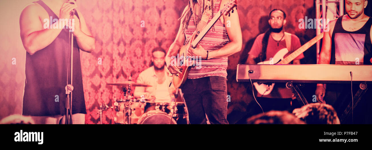 Musicians on stage at nightclub Stock Photo - Alamy