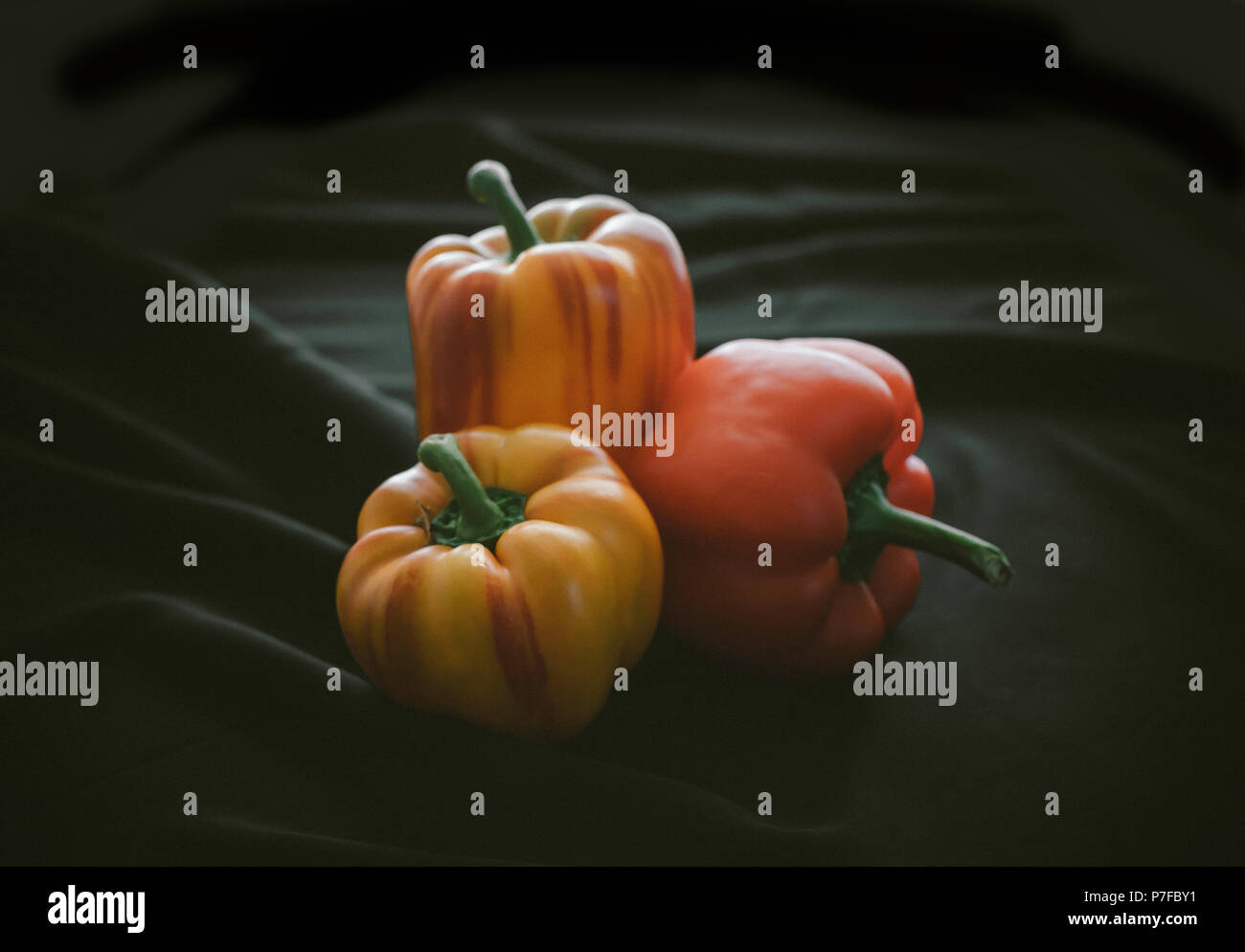 Mixed color bell peppers Stock Photo - Alamy