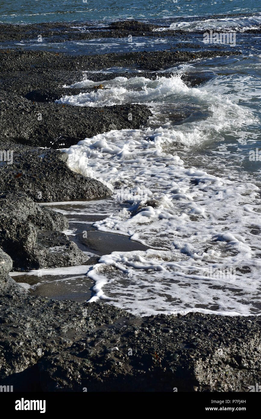 White washed rocks texture hi-res stock photography and images - Alamy