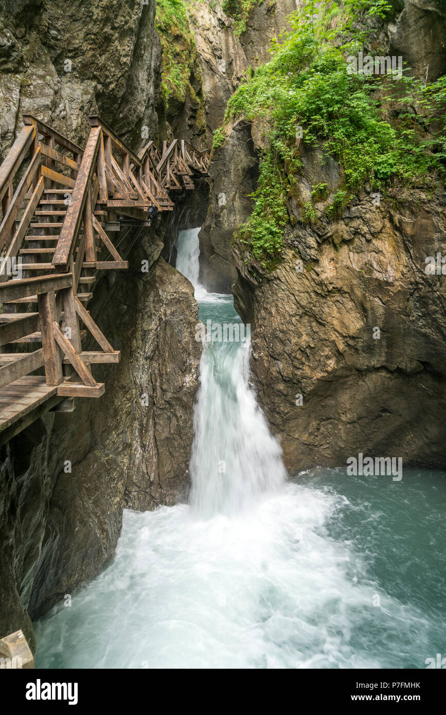 Footbridge over a gorge hi-res stock photography and images - Alamy