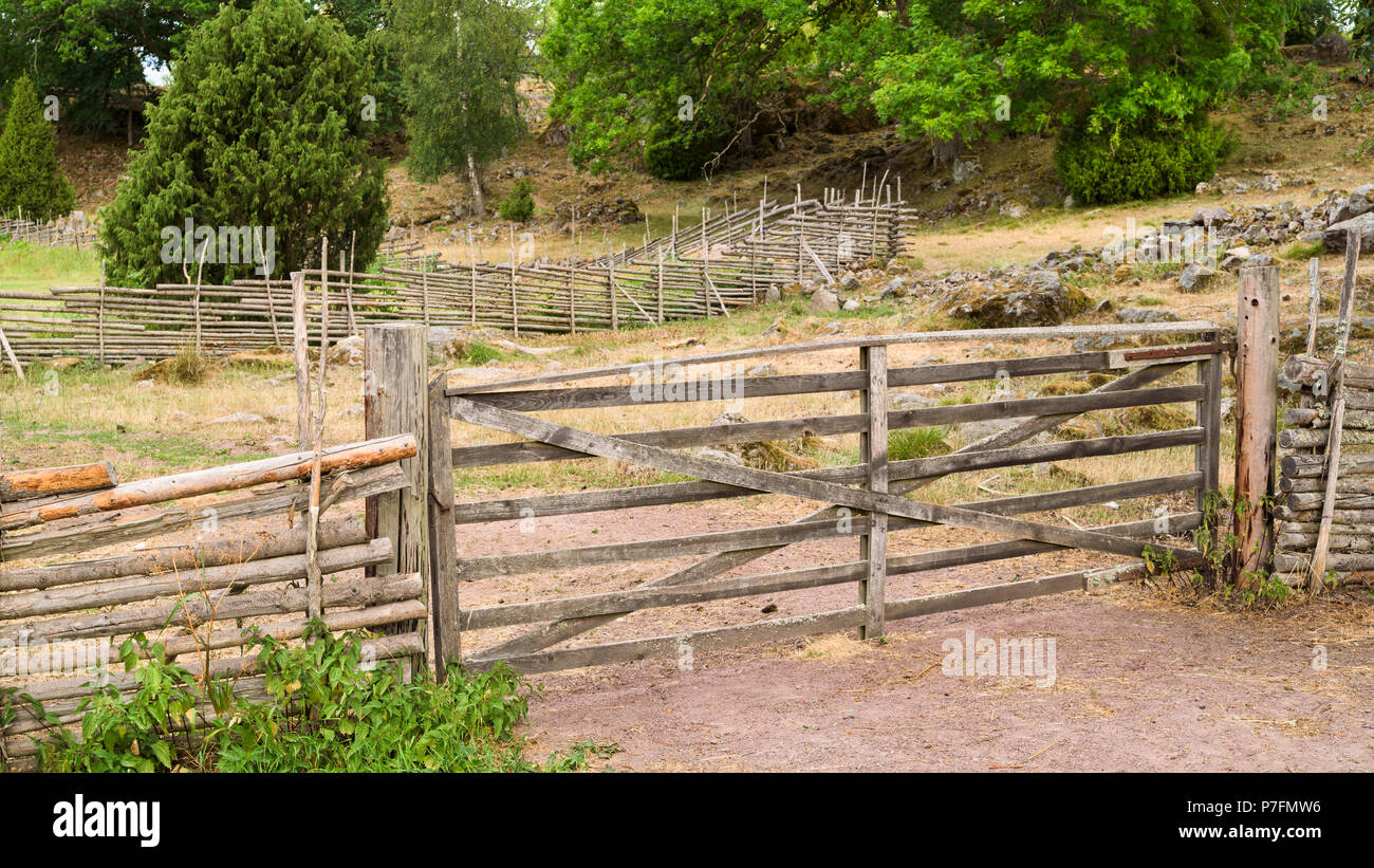Traditional swedish fence hi-res stock photography and images - Alamy