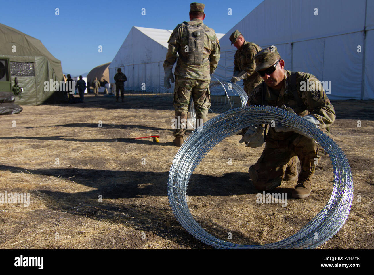 Arizona Army National Guard Staff Sgt. Ricardo Ramos and other Soldiers ...