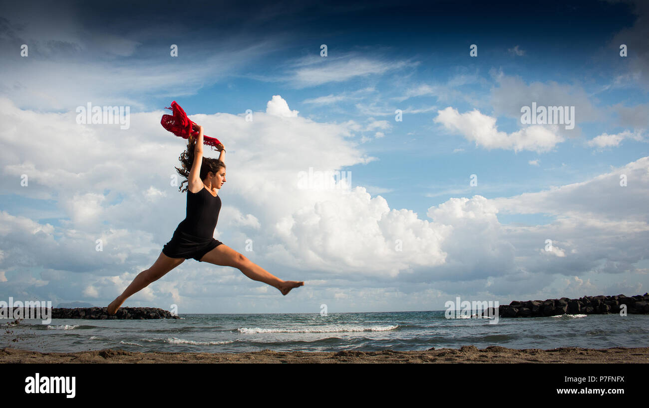 Dancing for tips hi-res stock photography and images - Alamy